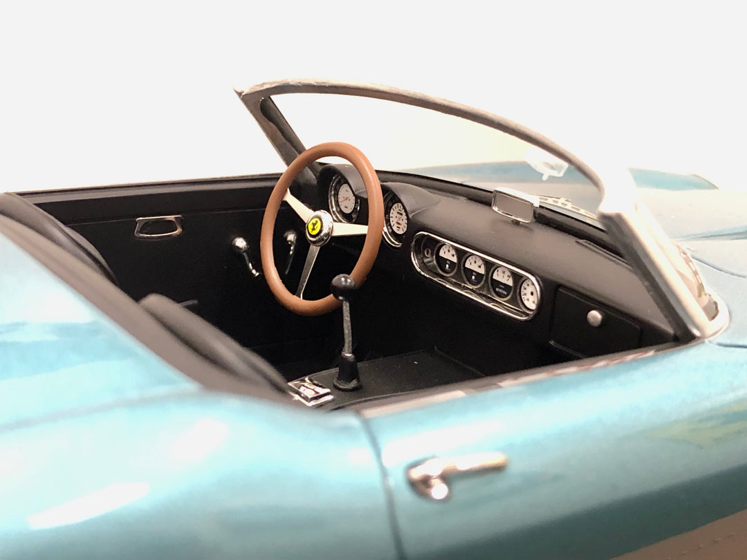 Ferrari 250 GT California 1960 Azure 1:18 scale Limited Edition ...