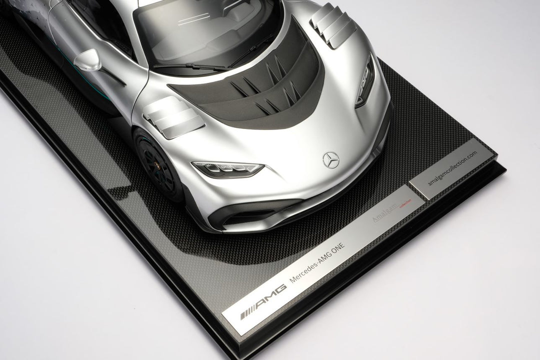 Amalgam 1:8 Mercedes AMG One – Revilo Model Cars