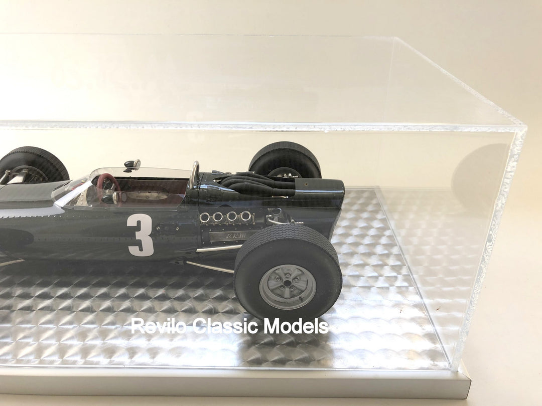 BRM P261 1:8 scale model by Javan Smith – Revilo Model Cars